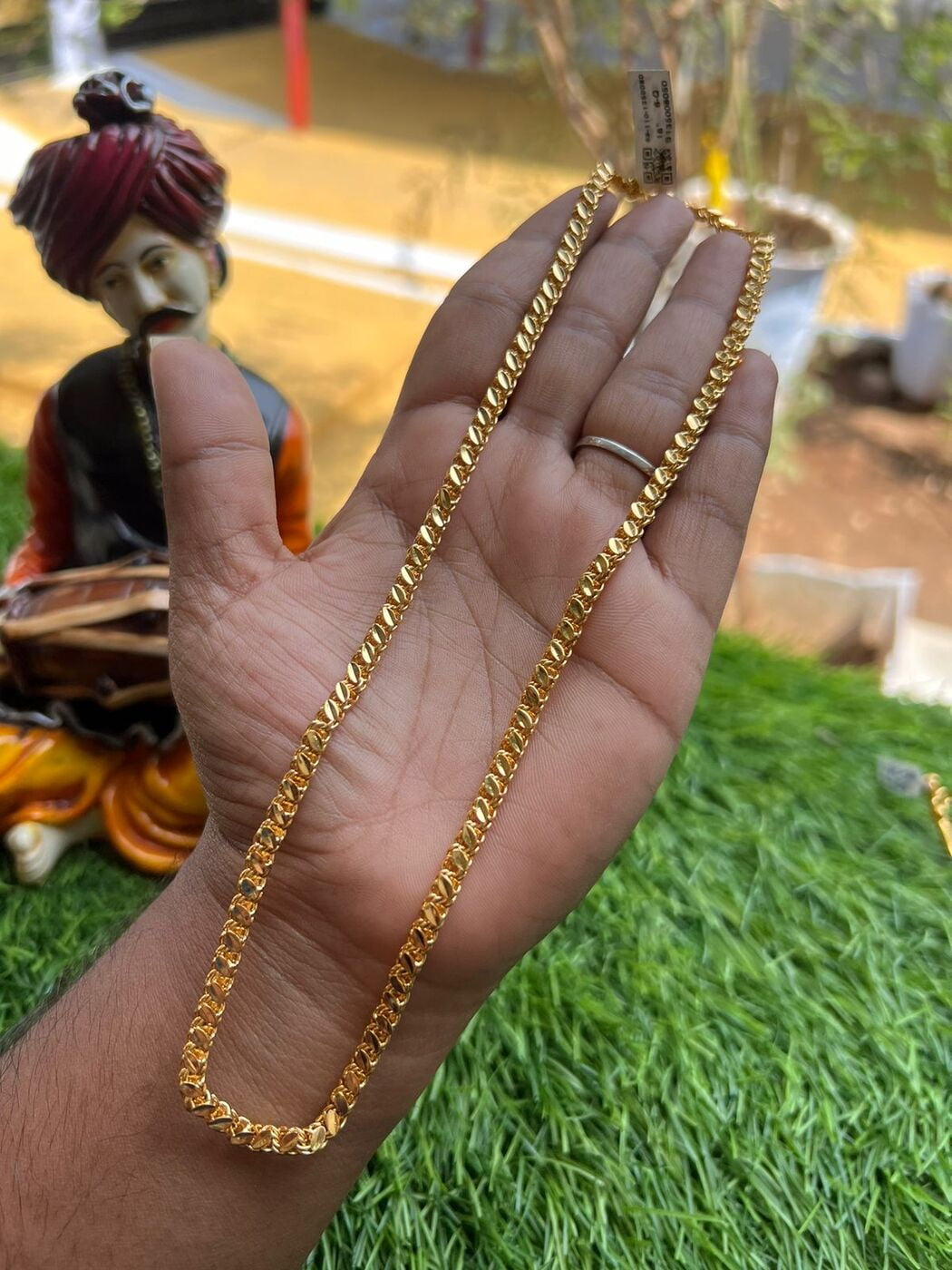 Gold Finish Pattai Chain